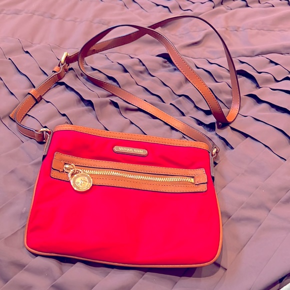 Michael Kors | Bags | Michael Kors Red Crossbody | Poshmark